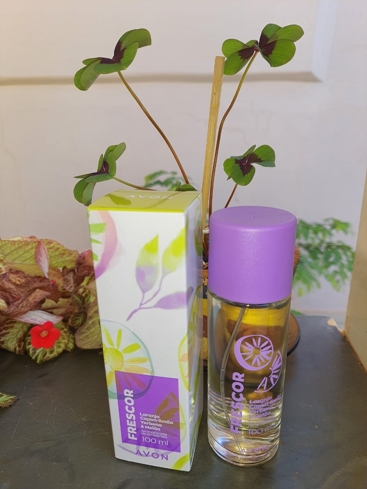 Aromatizante de Ambiente Avon Frescor 100 ml Laranja, Capim-limão ...