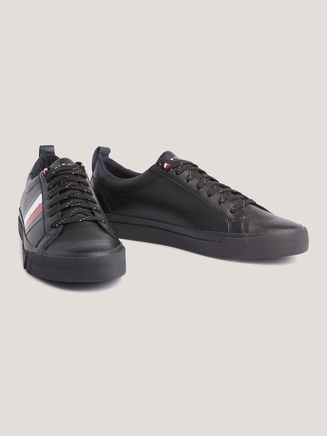 Tenis Tommy Hilfiger All Black | Hellik Store