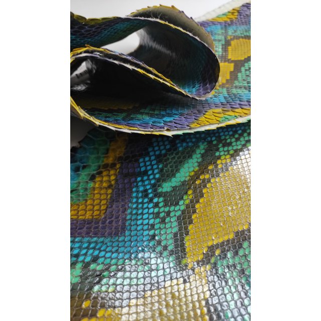 COURO DE COBRA PYTHON RETICULATUS | Sculp Leather Store