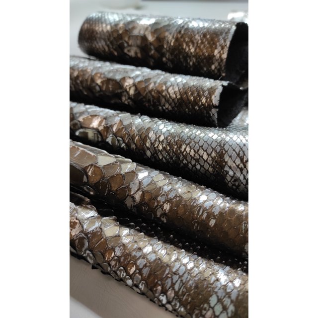 COURO DE COBRA PYTHON RETICULATUS | Sculp Leather Store