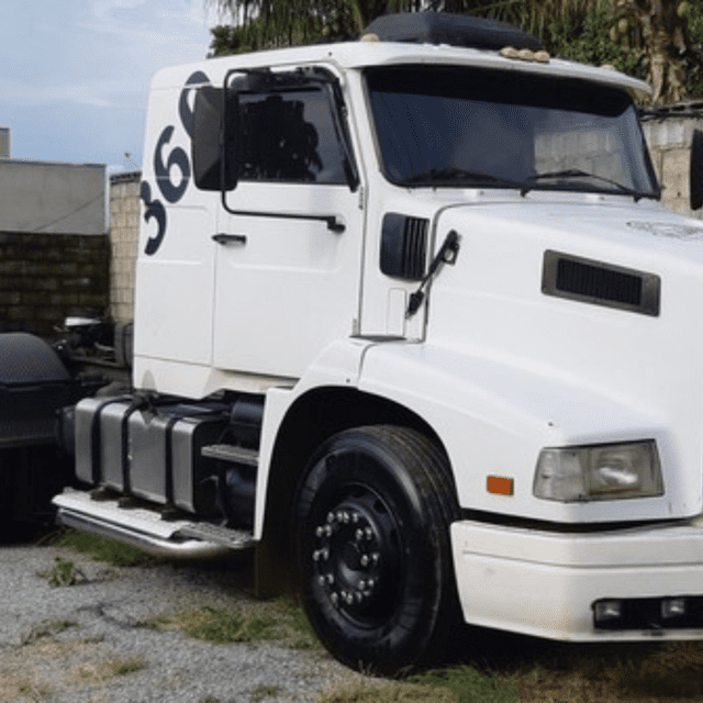 Escada Plataforma Tanque Arla 80 LTS Scania (NTG) P G R S 2019/2020 | Campagnaro