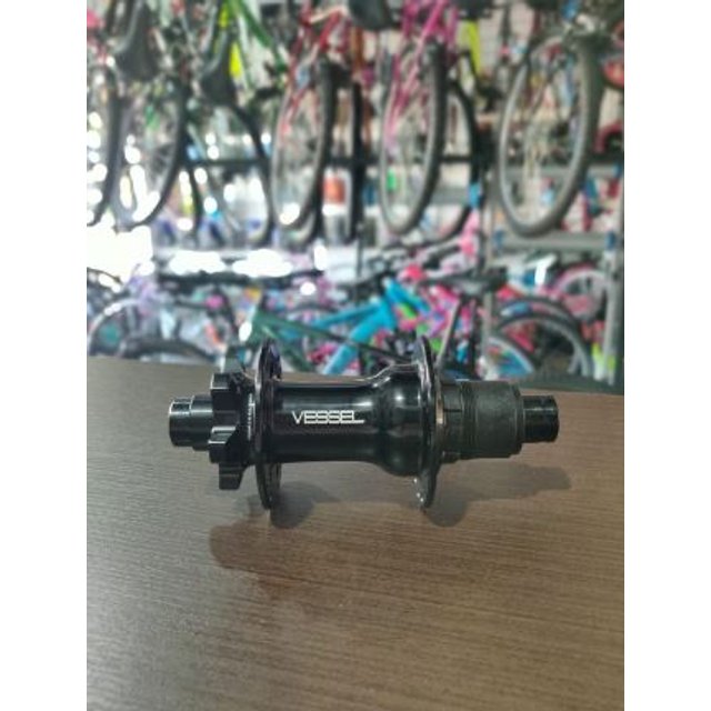 CUBO TRAS 32 FUROS BOOST 12 VEL NUCLEO XD VESSEL | Elos Bike