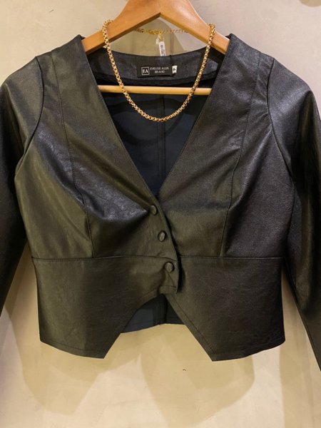 Cropped Courino Kate Preta | Sonho de Consumo