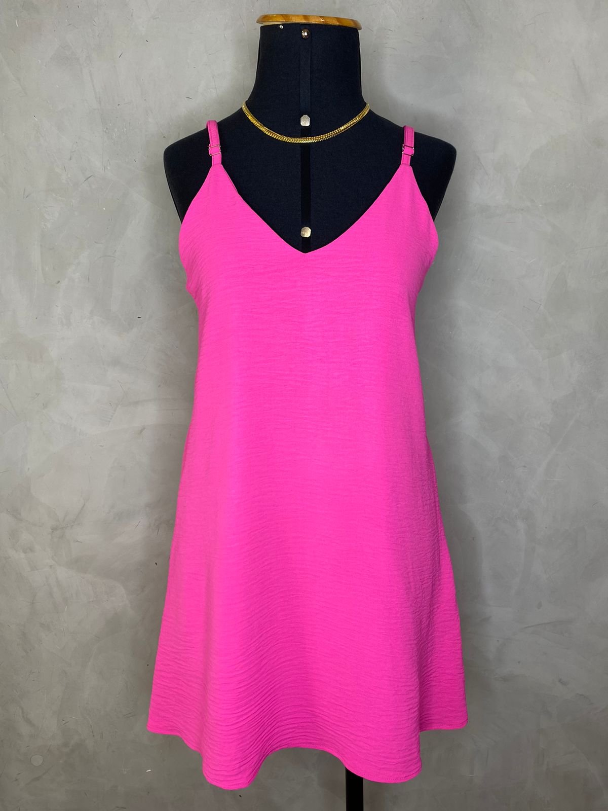 Vestido Curto Ísis Crepe Rosa Chiclete | Sonho de Consumo
