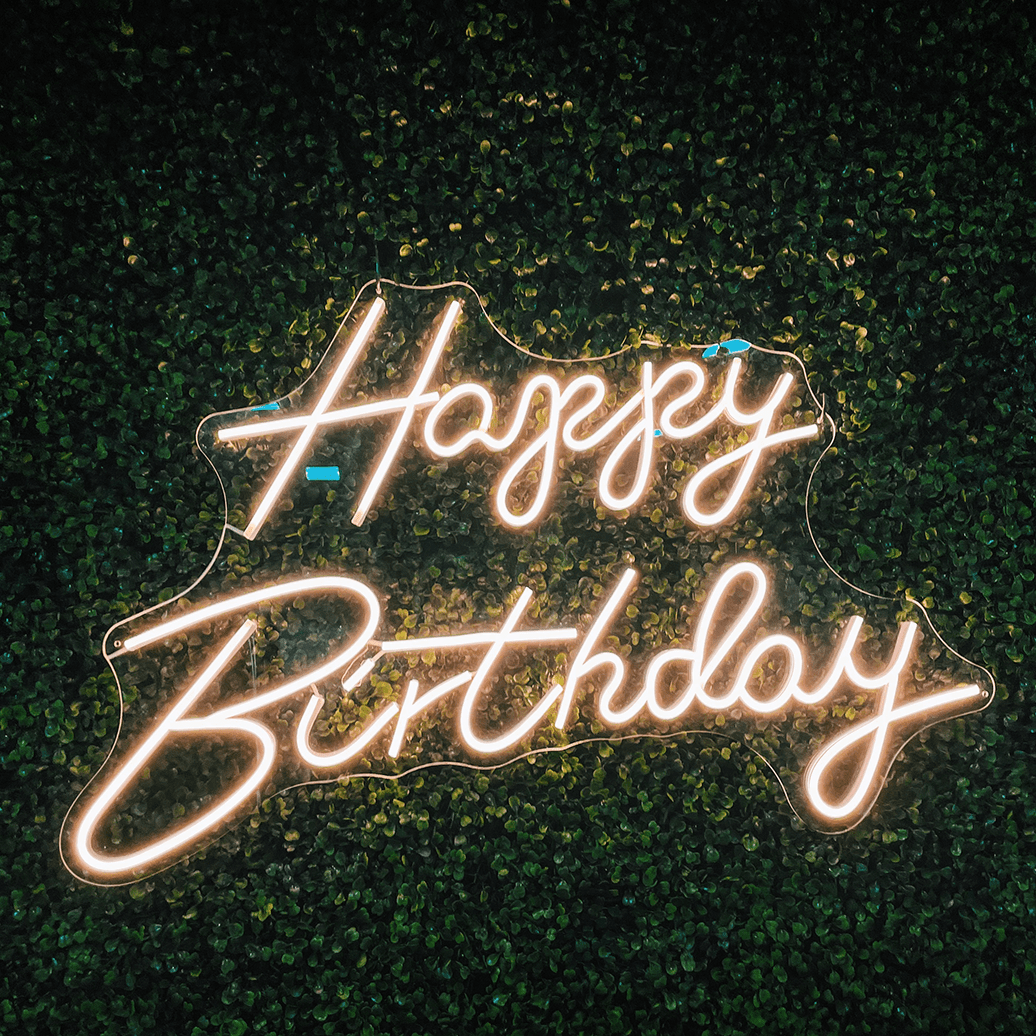 Neon Led - HAPPY BIRTHDAY - 50x70cm | Atacado Neon