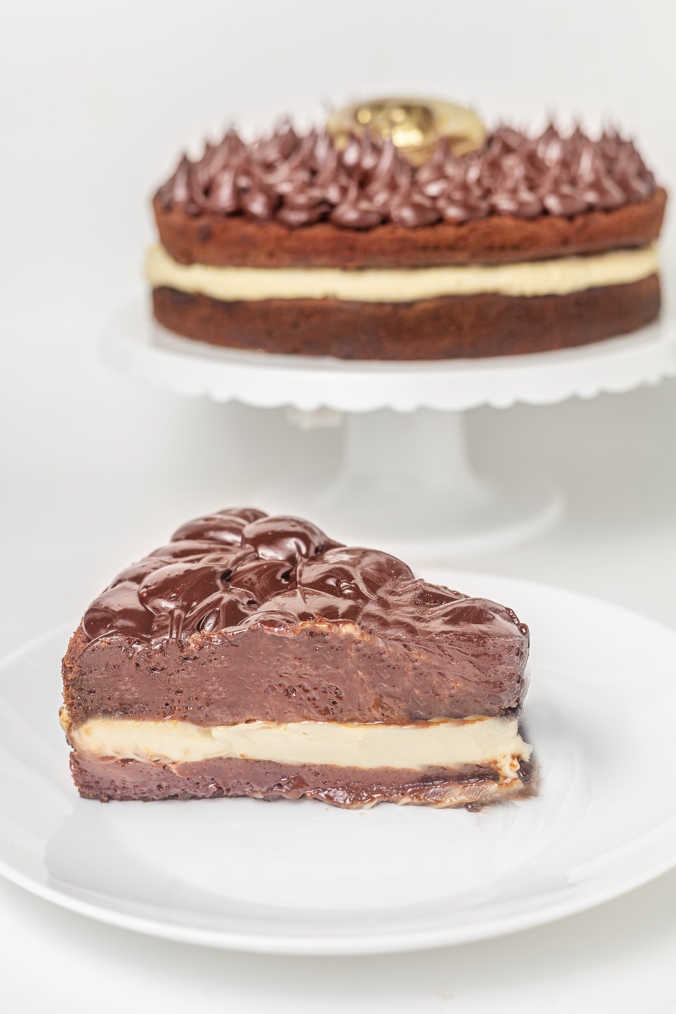 Fatia de Torta Brigadeiro e Branquinho Low Carb | Santa Porção