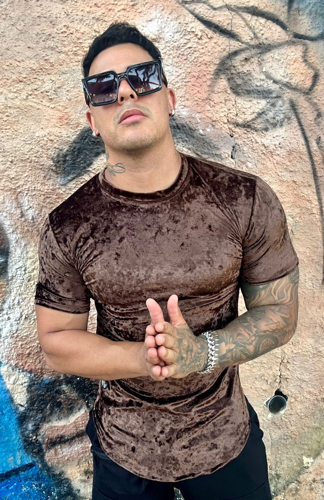 Camiseta Longline Veludo Molhado Importado | BiTon Strong