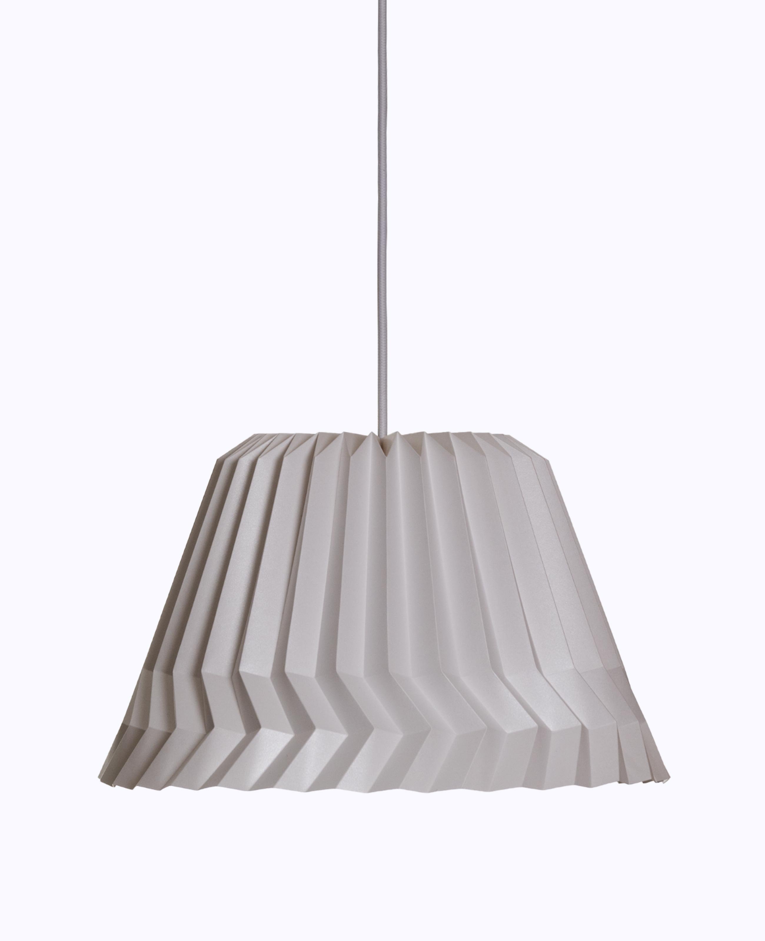 Luminária Aurora - Feita de origami em Papel | Studio Luvi