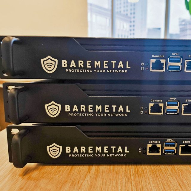 Appliance Firewall pfSense FW-1000 COM 6 Portas Gigabit E 4 PORTAS ...