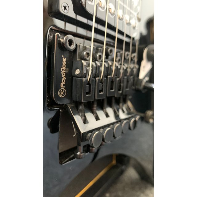 GUITARRA FLYING V ESP LTD ARROW 200 BK FLOYD | Acessórios Musicais e ...