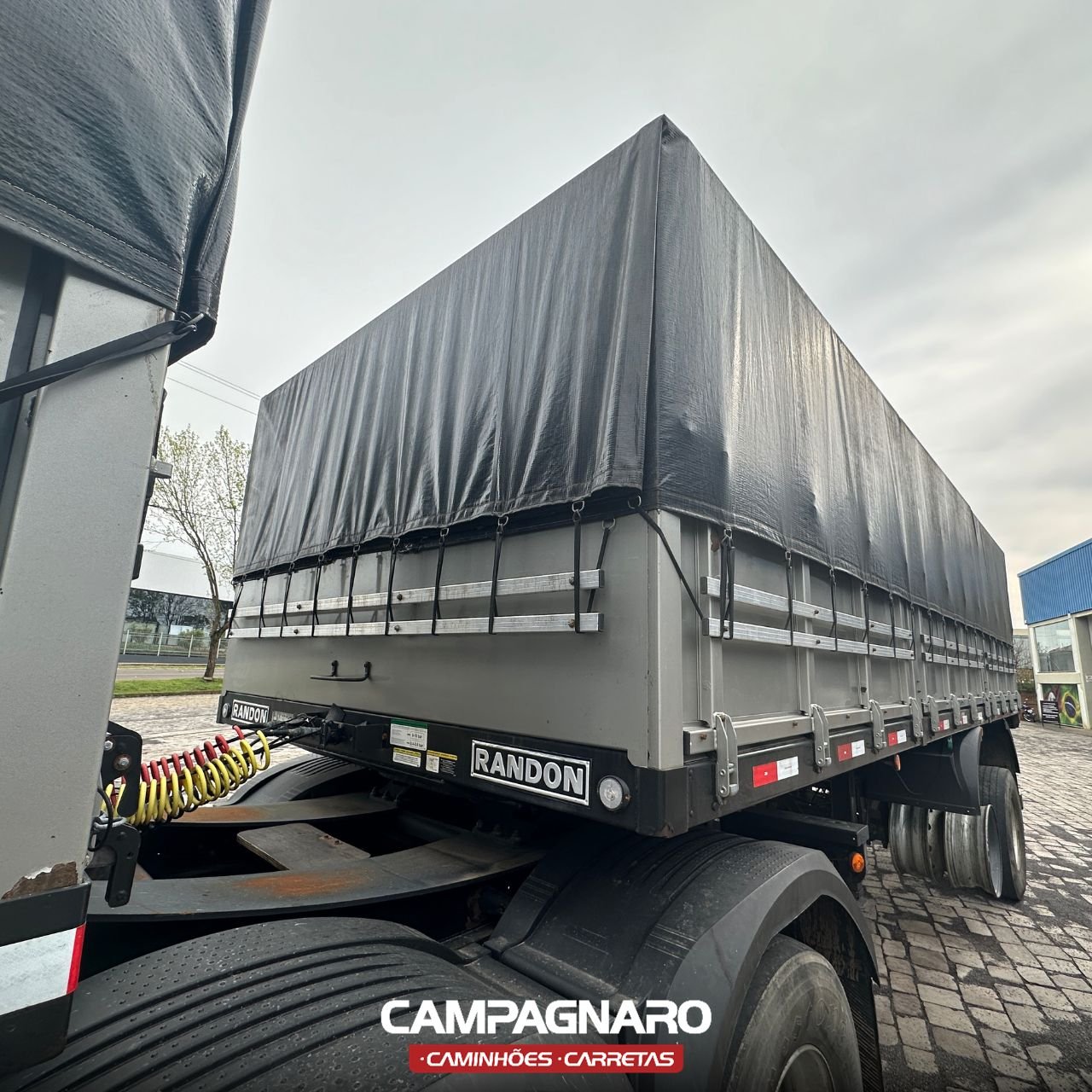 Carreta Randon Bitrem Graneleiro Cinza - 2021 | Campagnaro