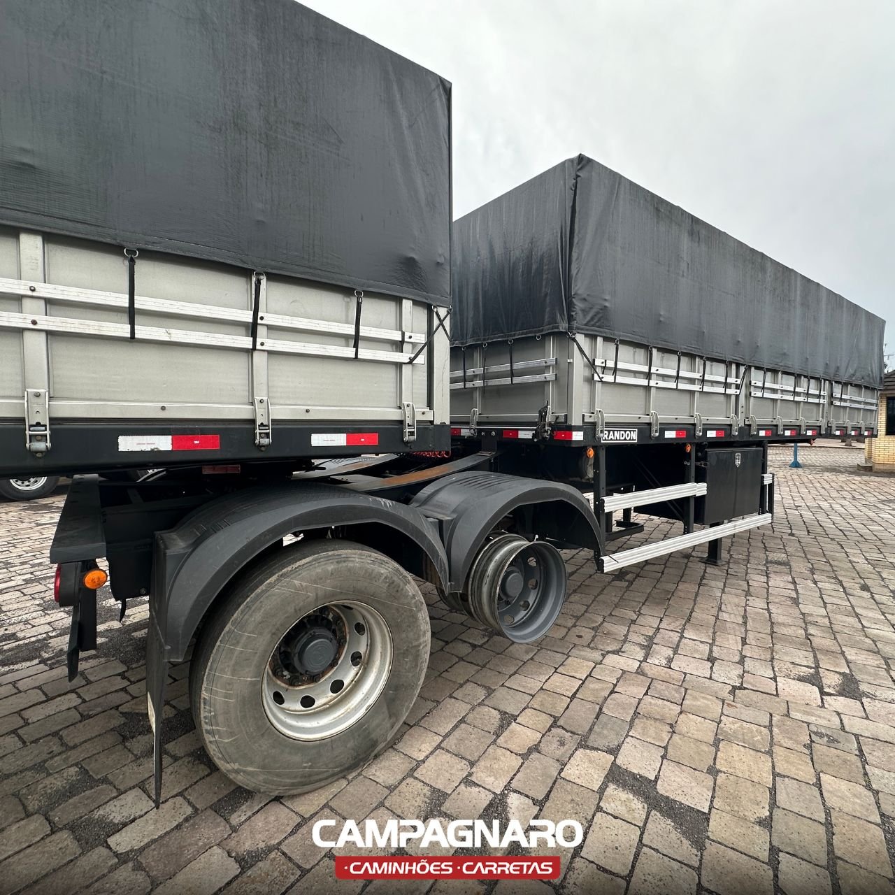 Carreta Randon Bitrem Graneleiro Cinza - 2021 | Campagnaro