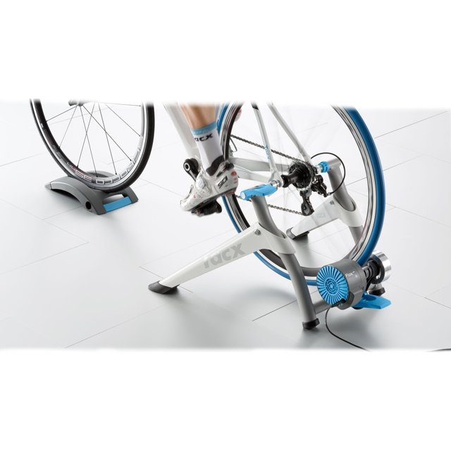 Rolo De Treinamento Tacx Flow T2240 Smart Zwift | Tech Team Bikes