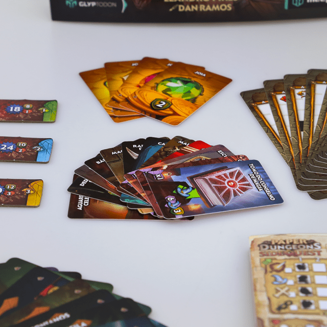 Paper Dungeons: Side Quest | MeepleBR