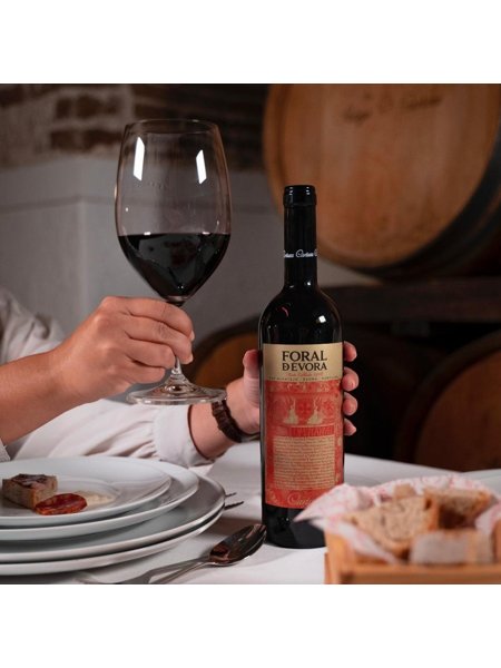 Foral de Évora Tinto - Fundação Eugénio de Almeida | Quinta de Olivares ...
