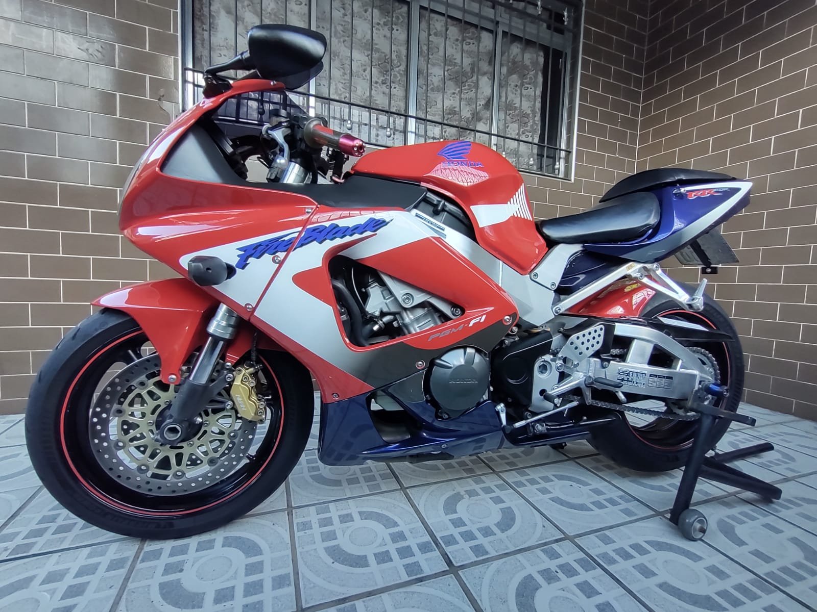 Honda CBR 929 RR Fireblade | Classificado Vintage riders