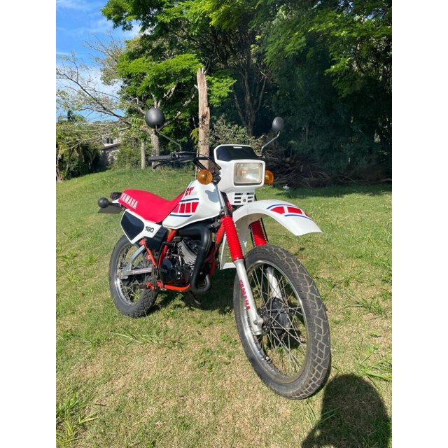 Yamaha DT 180 | Classificado Vintage riders