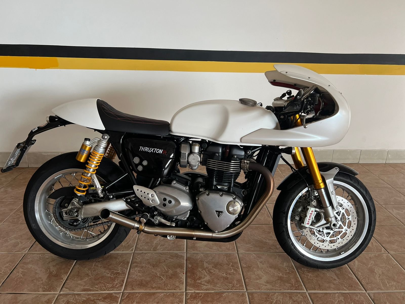 Triumph Thruxton 1200 R | Classificado Vintage riders