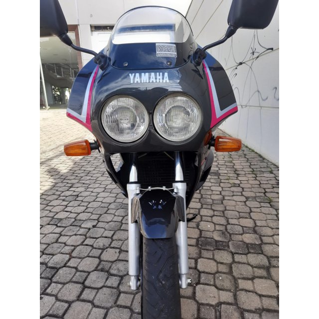 Yamaha RD 350 LC | Classificado Vintage riders