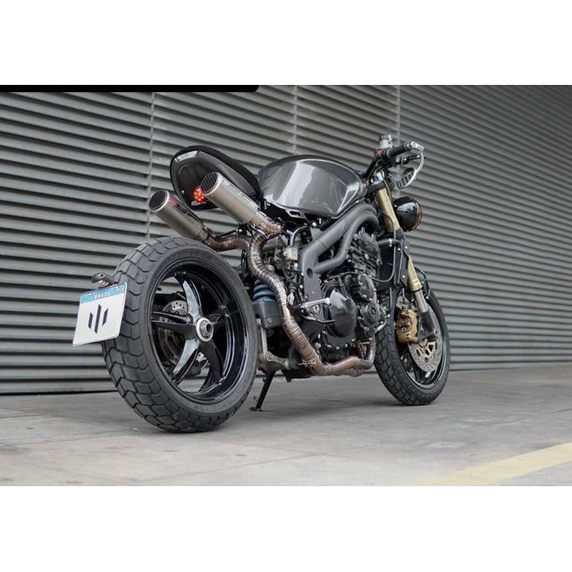 Triumph Speed Triple 1050 | Classificado Vintage riders