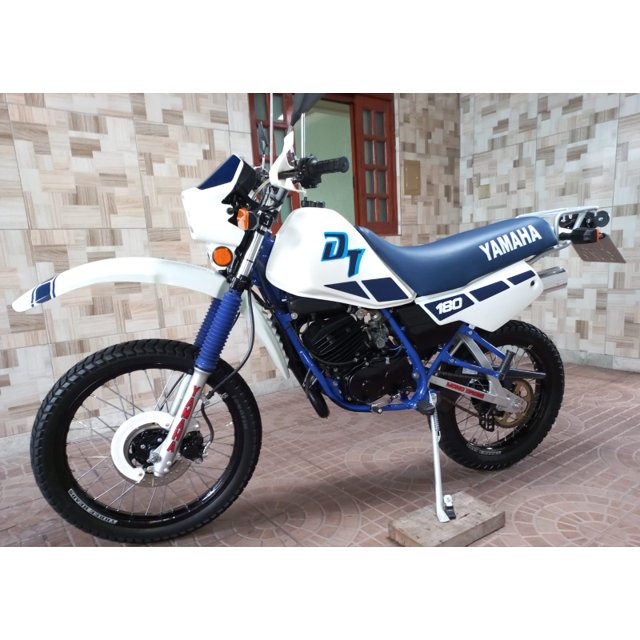 Yamaha DT 180 | Classificado Vintage riders