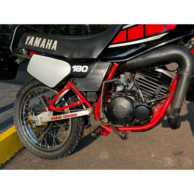 Yamaha DT 180 N | Classificado Vintage riders