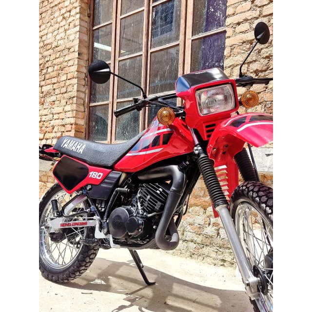 Yamaha DT 180 | Classificado Vintage riders