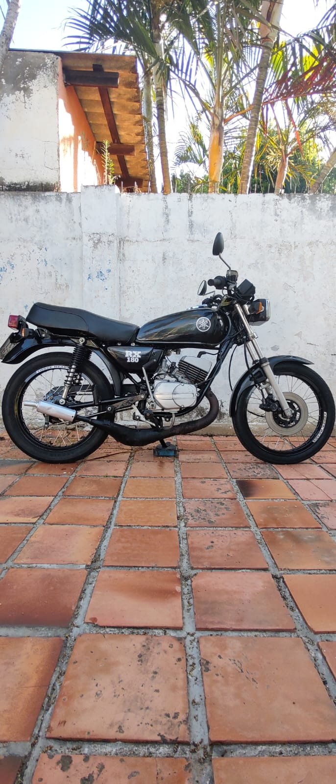 Yamaha RX 180 Custom | Classificado Vintage riders