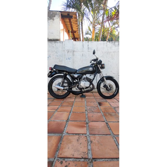 Yamaha RX 180 Custom | Classificado Vintage riders