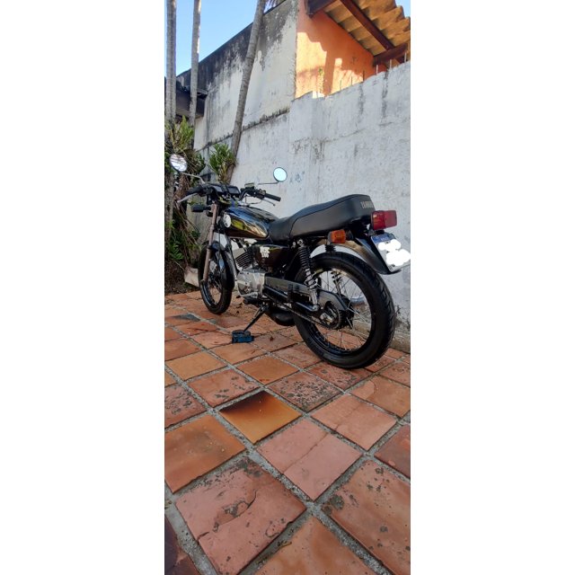 Yamaha RX 180 Custom | Classificado Vintage riders