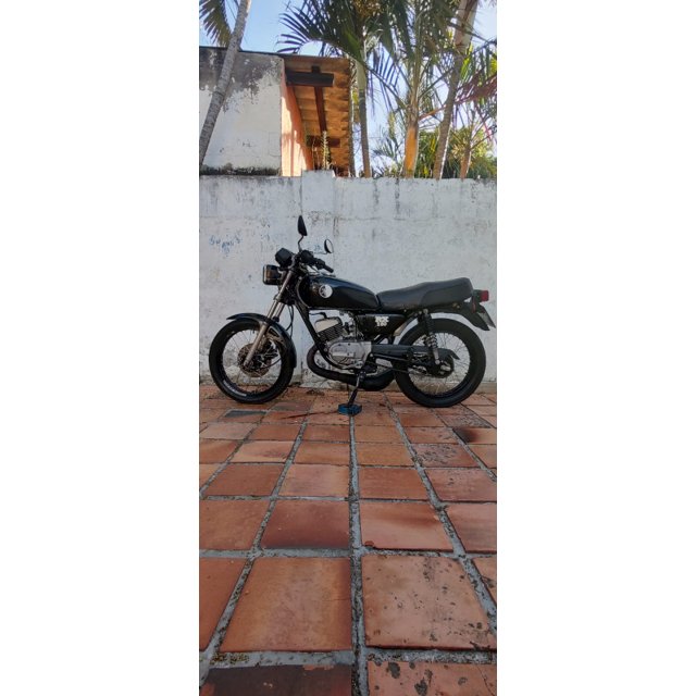 Yamaha RX 180 Custom | Classificado Vintage riders