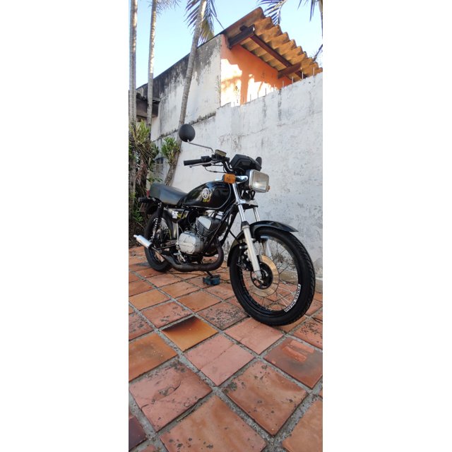 Yamaha RX 180 Custom | Classificado Vintage riders