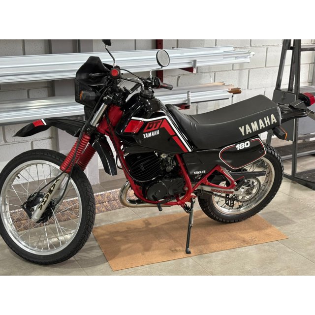 Yamaha DT 180 N | Classificado Vintage riders