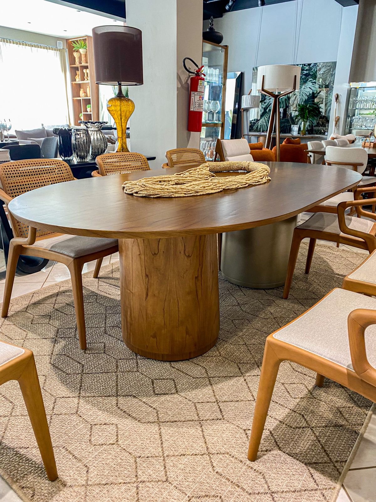 Mesa de Jantar Eclipse - Marteleto | Vimóveis