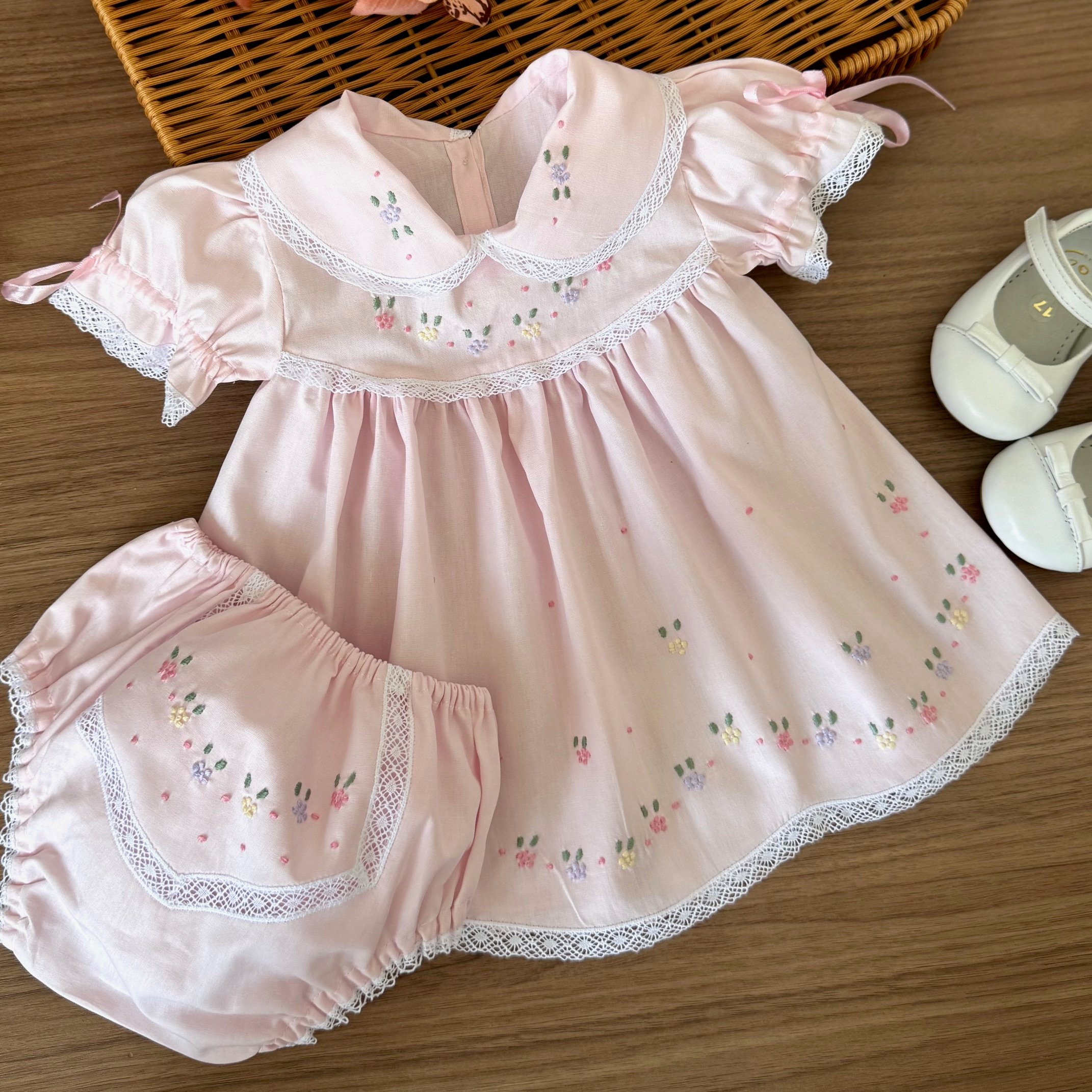 Vestido Lara Rosa Bordadinho | Loja linda boutique