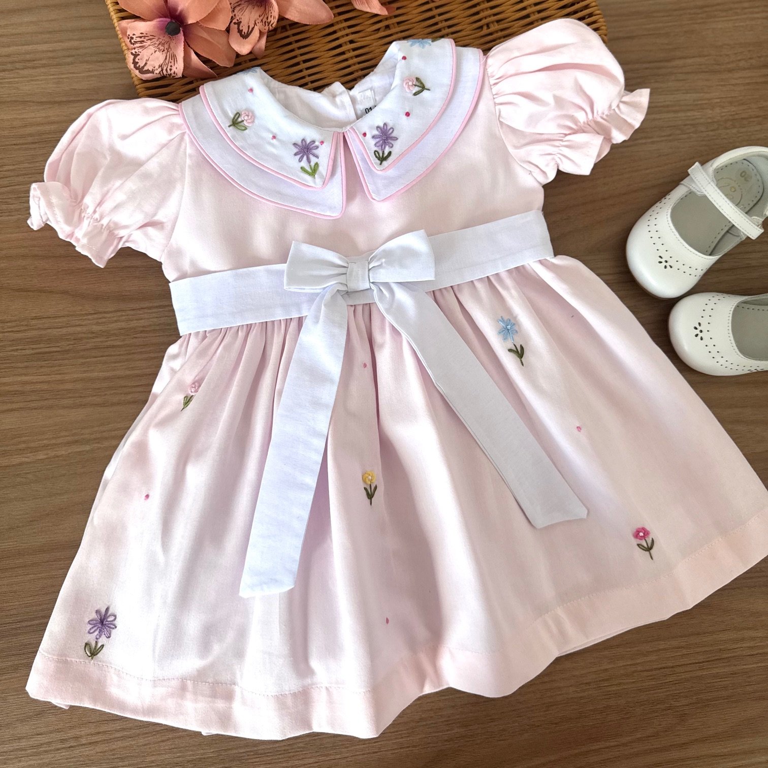 Vestido Emilia Rosa Bordado | Loja linda boutique