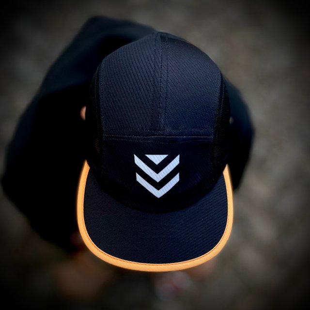 HIGH RACING CAP | Runlastic Sports