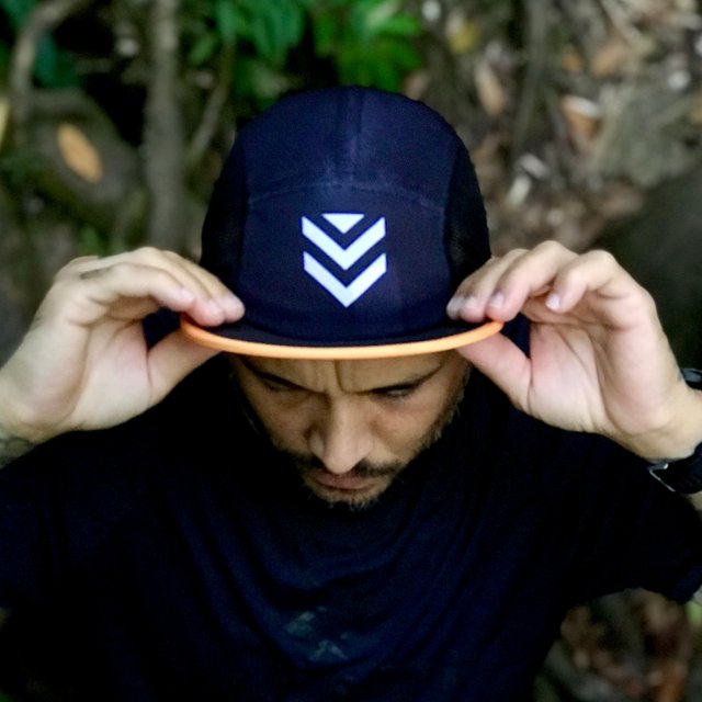 HIGH RACING CAP | Runlastic Sports