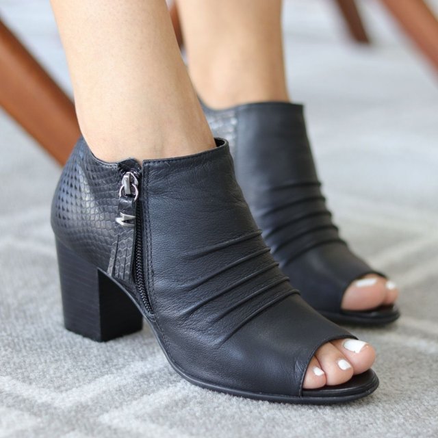 Sandália Ankle Boot Rugas Retas Dina Mirtz | Melania Benett