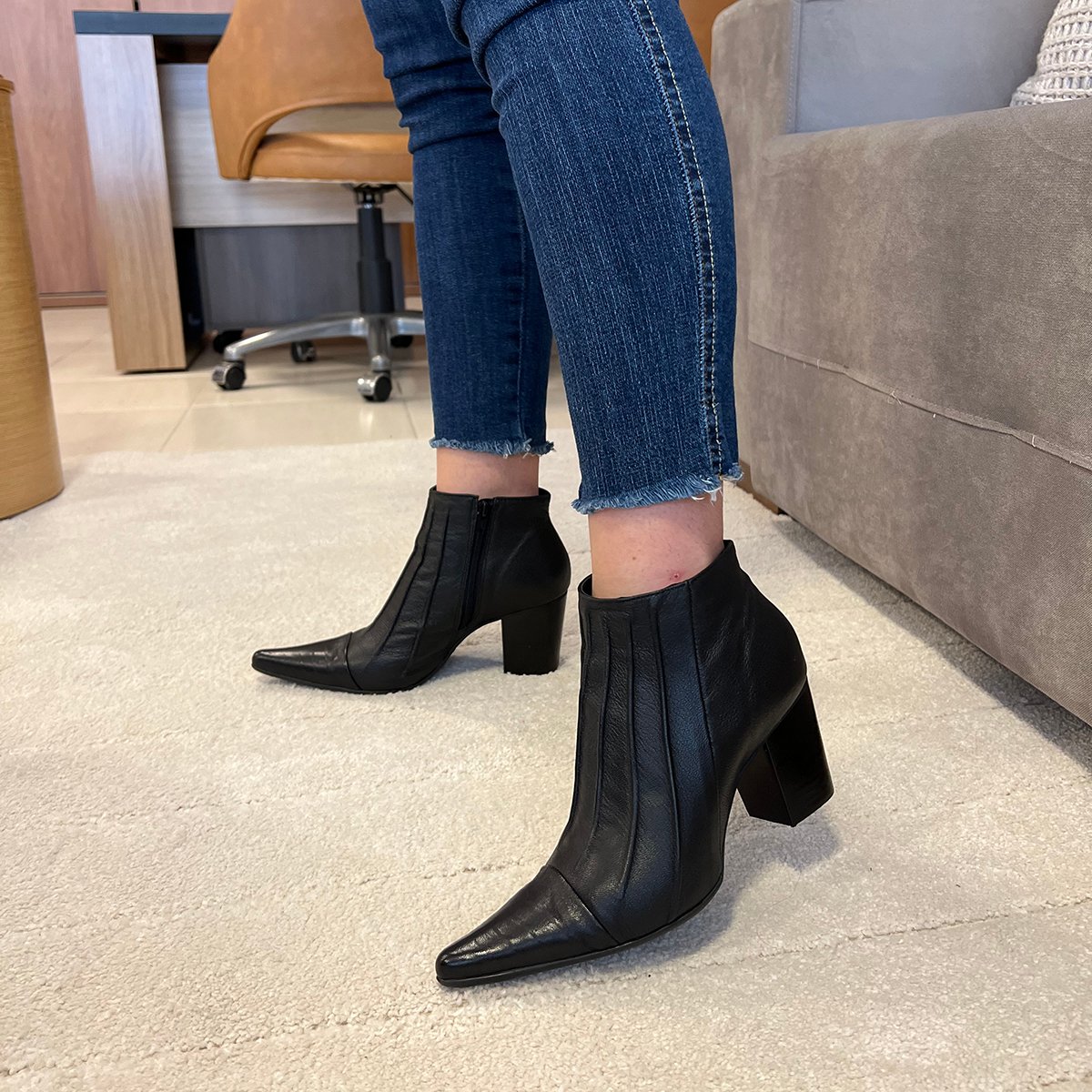 BOTA CUSUAL BICO FINO CANO CURTO DINA MIRTZ REF 20857 | Fino Raro ...