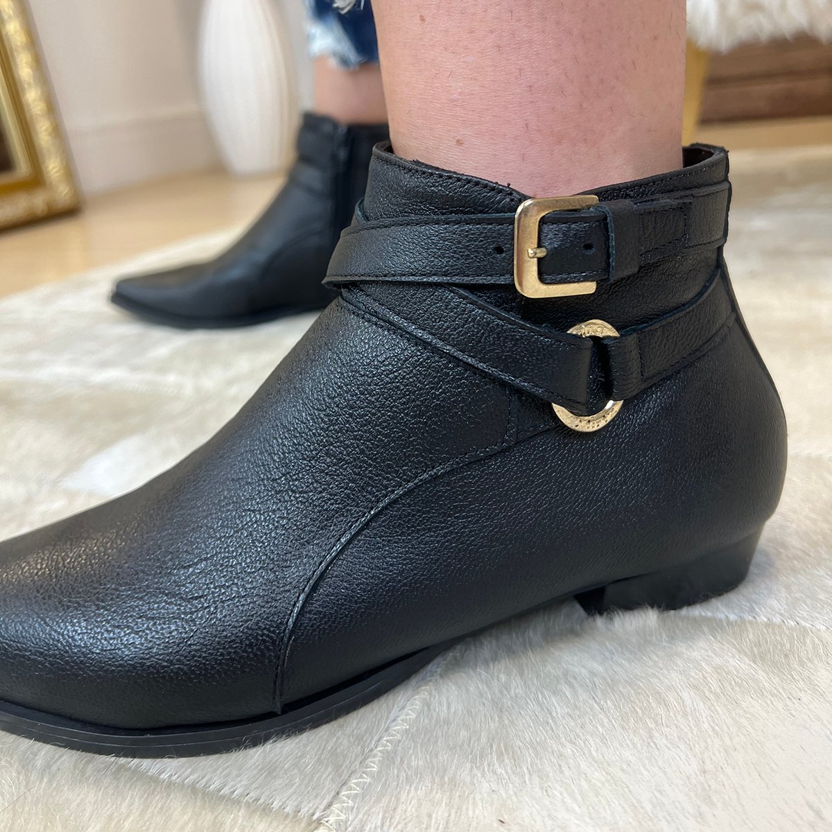 Bota Rasteira Cano Curto Dina Mirtz Ref 963 | Fino Raro - Site 100% seguro.