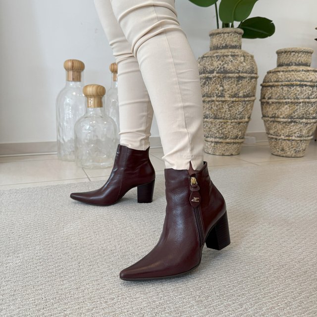 Bota Feminina Cano Curto Bico Fino Dina Mirtz Ref 20987 | Fino Raro ...