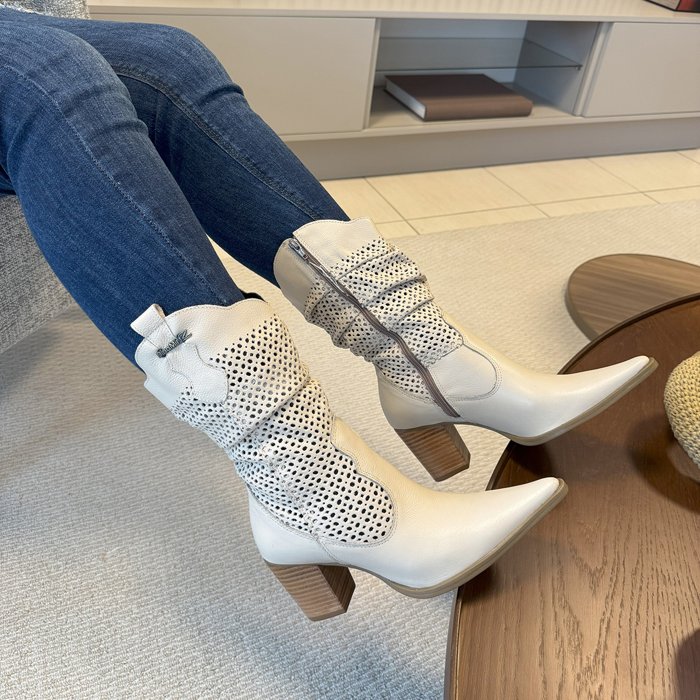 BOTA CANO CURTO BICO FINO DINA MIRTZ REF 20857 | Fino Raro - Site 100% ...