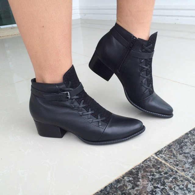 Bota Dina Mirtz Cano Curto | Fino Raro - Site 100% seguro.