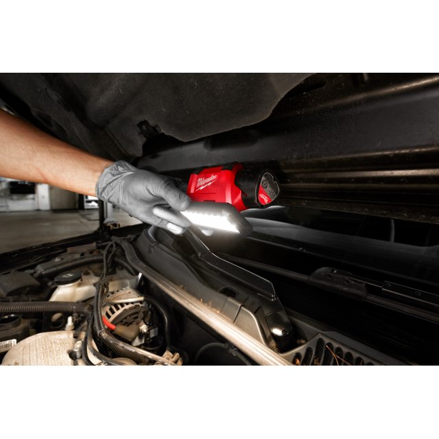 Lanterna de Bastão Magnética M12 - 2367 | Milwaukee® Tool Brasil