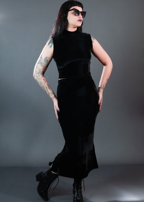 Gargulia® | Moda alternativa - Vestuário autêntico com um toque sombrio.