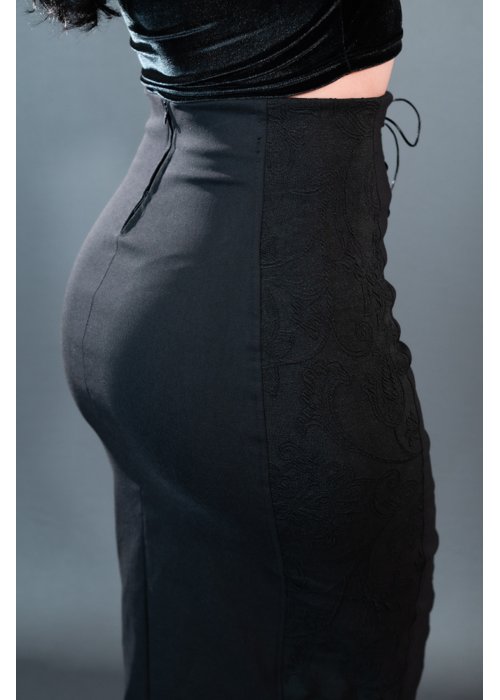 Gargulia® | Moda alternativa - Vestuário autêntico com um toque sombrio.