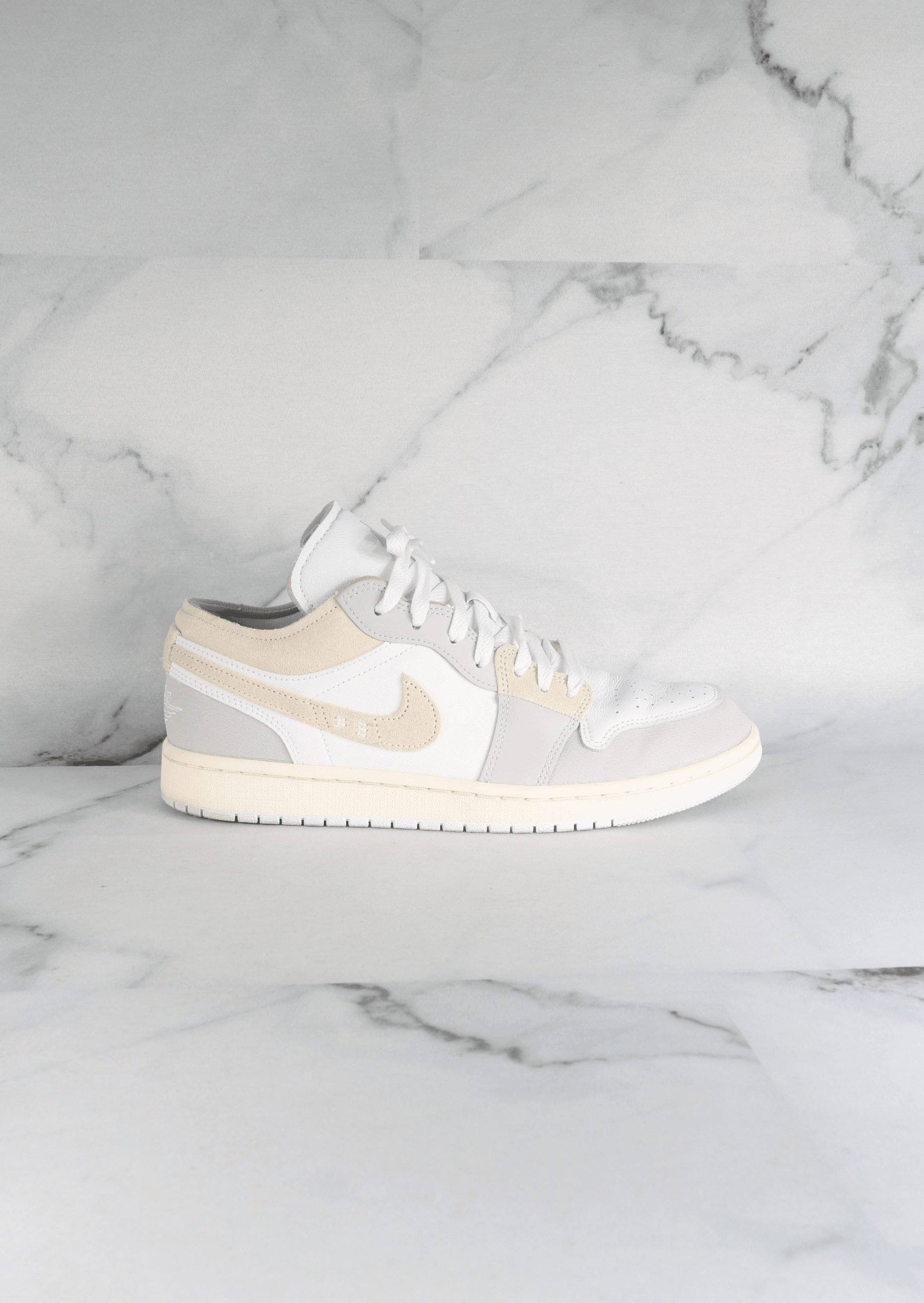Tênis Nike Air Jordan 1 Low SE Craft Inside Out Tech Grey | Zivē Club