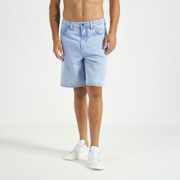 Bermuda Jeans Reta Benício Colcci | Krause