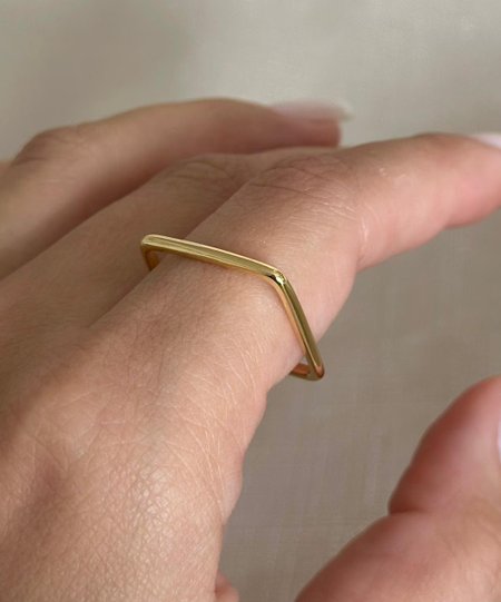 Anel quadrado fino | Allenza Semijoias